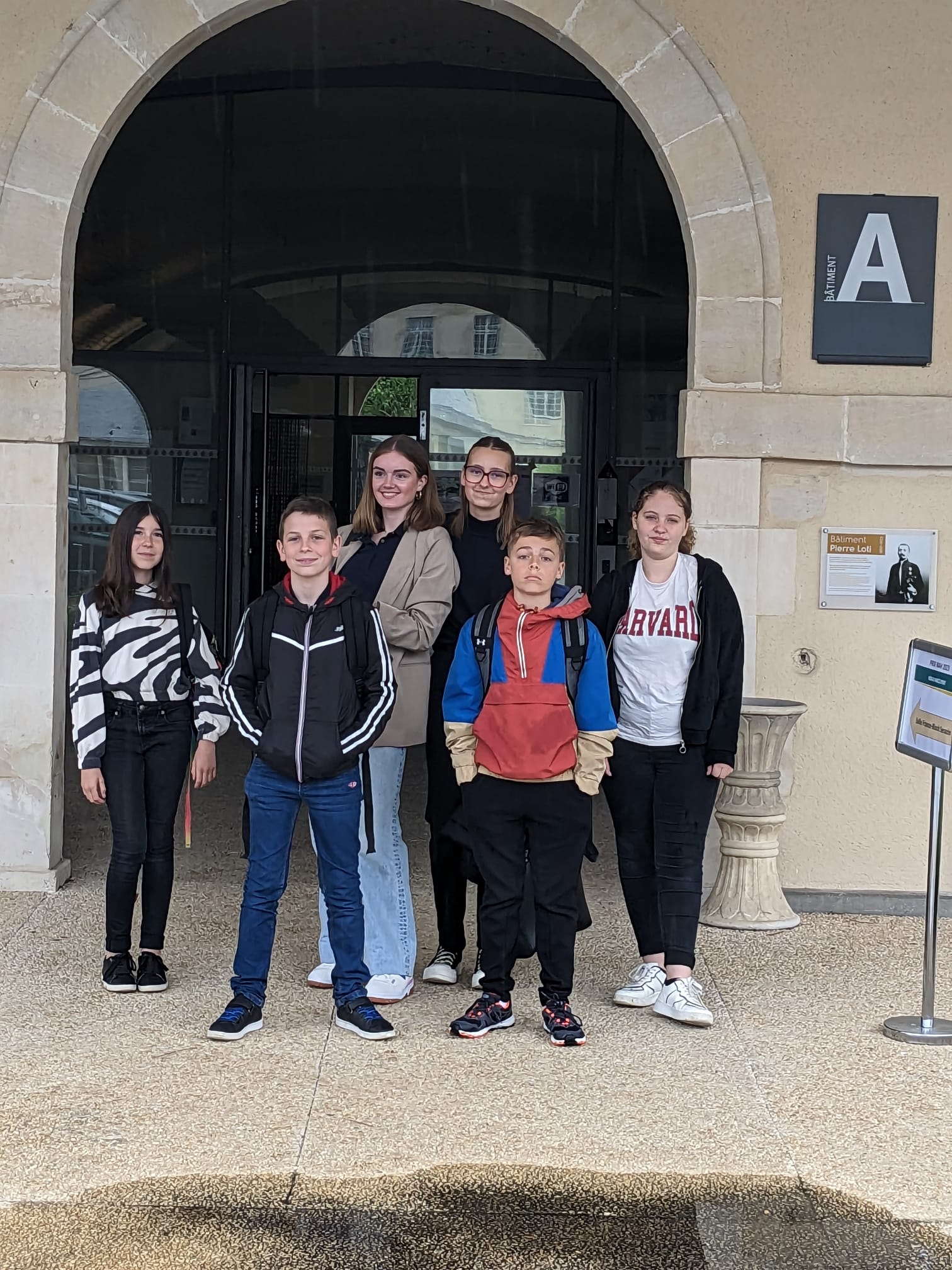 Manon, lauréate du prix académique "Non au harcèlement" (catégorie ...