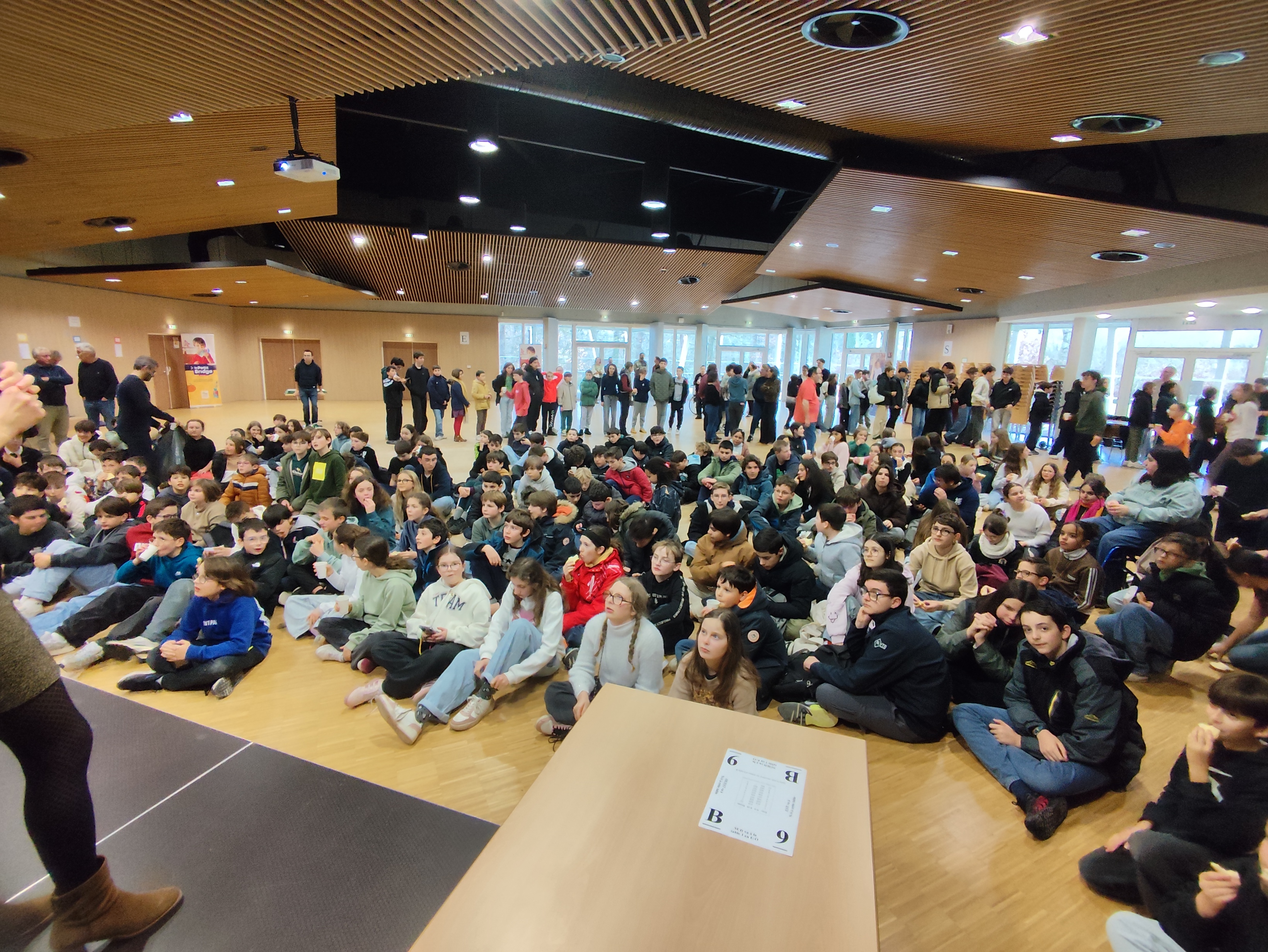 Tournoi départemental de bridge - Site du collège Léo Desaivre ...