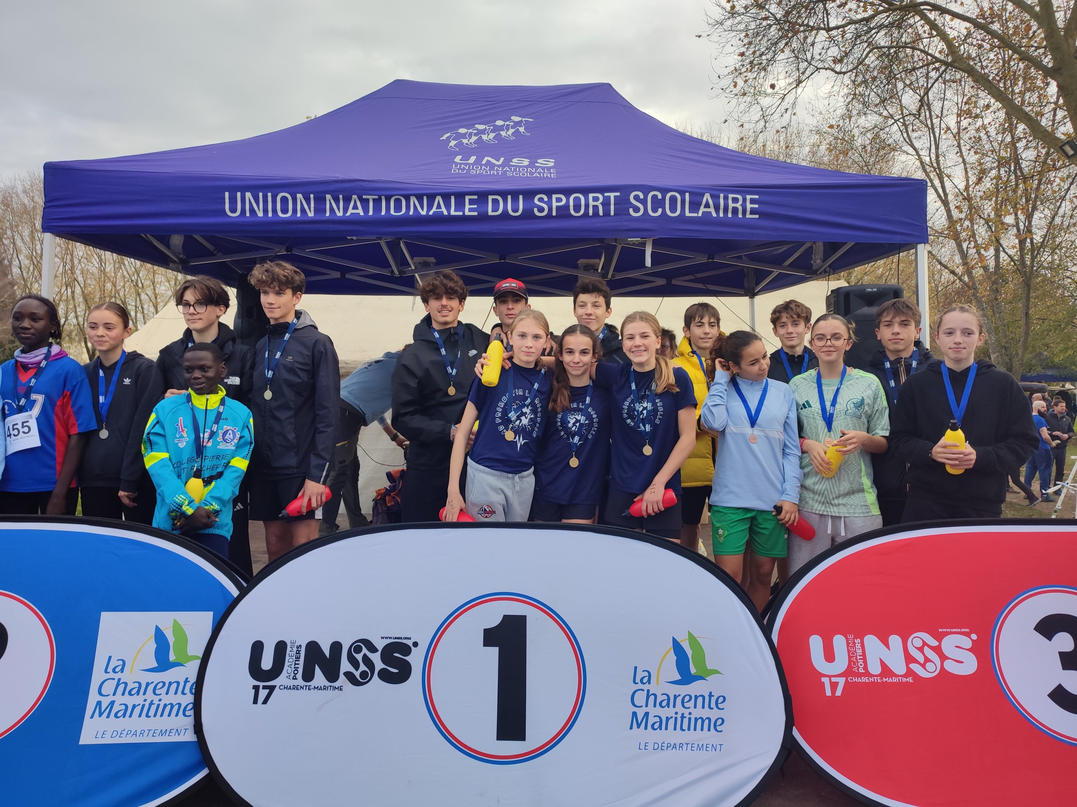 Cross départemental: Champions! - Site du collège Eugène Fromentin de ...