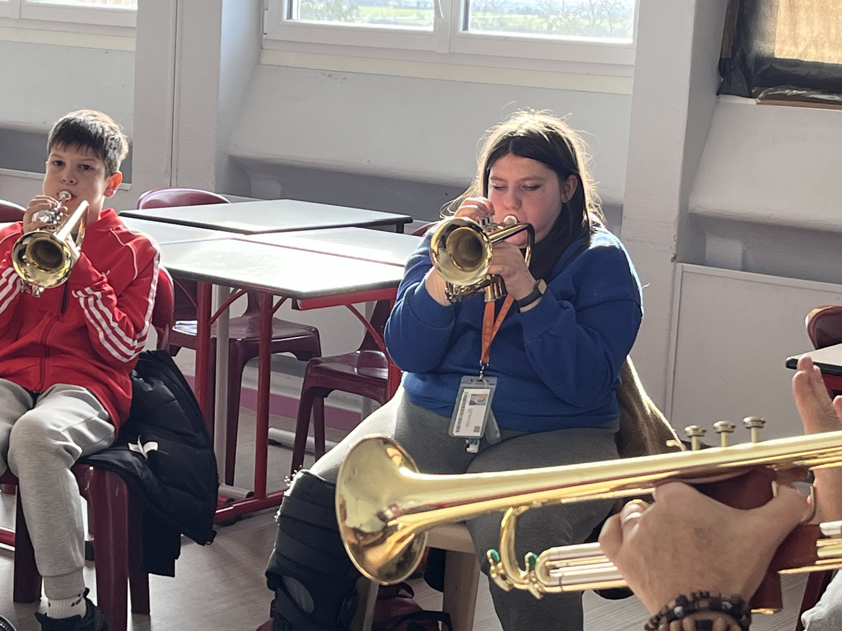 Les CHAAMS 1 découvrent les instruments à vent - Site du collège Gérard ...