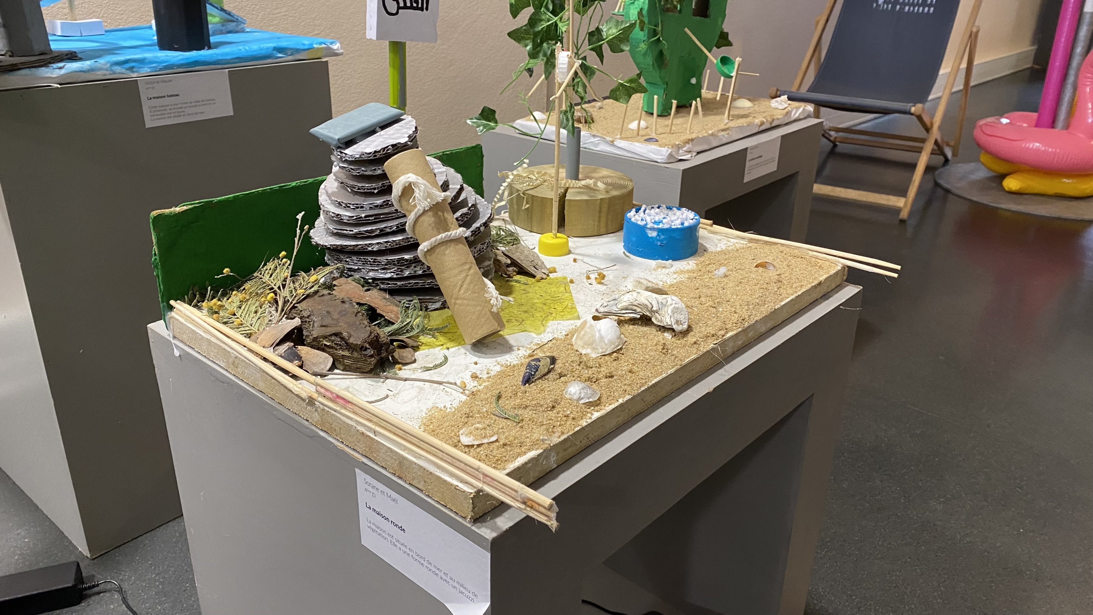 Expostion "Tous à la plage" - Collège Pertuis d'Antioche Saint-Pierre d'Oléron (17) - Pédagogie ...